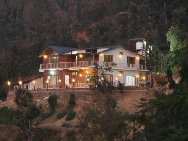The Ananta Estate An Eco Home Stay - Naukuchiatal