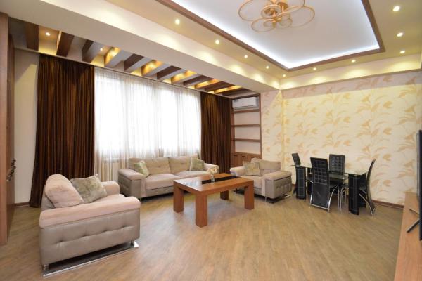 Domel Yerevan Pushkin 51-1 - Jerewan