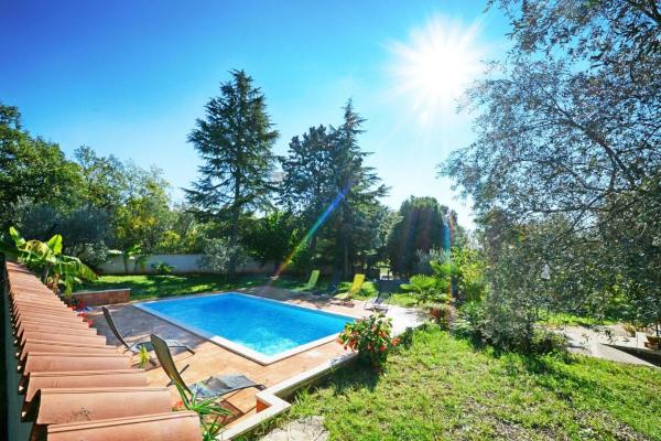 Cozy Apartment With Shared Pool - Piran