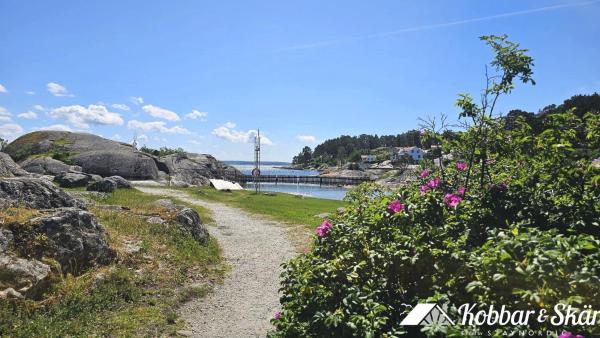 Apartment In Höviksnäs, 300 M From The Sea With A View Of The Tjörn Bridge Se09112 - Stenungsund