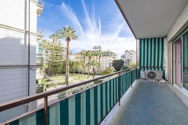 Happy Tourist By Wonderful Italy - Sanremo