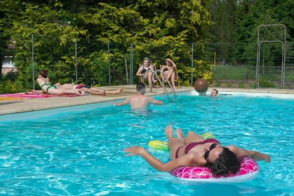 Camping Nature 3 éToiles - Au Coeur Des Montagnes Du Jura - Doubs