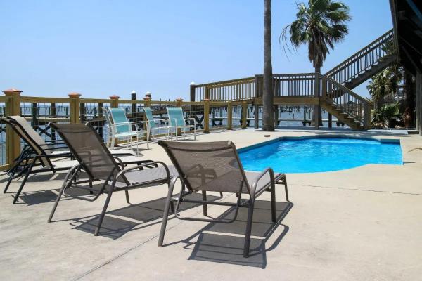 Private Dock & Pool: Luxe Nola Group Getaway! - Louisiana