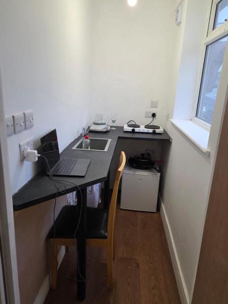 Fantastic Studio In Morden - Epsom