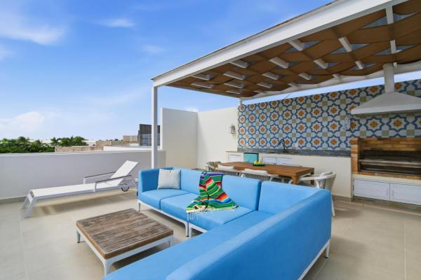 Ocean View Haven Walk To Beach Private Rooftop Terrace - Akumal