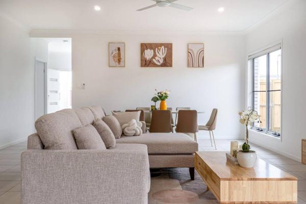 Inspire Haven - Stylish Ripley Family Home Retreat - Ipswich, Australia