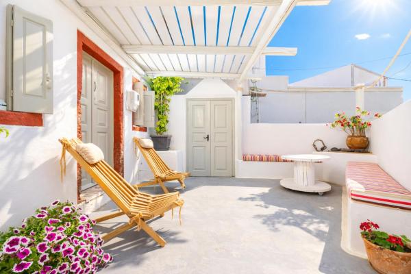 Kampanario Luxury Two-bedroom Villa With Private Jacuzzi - Santorini