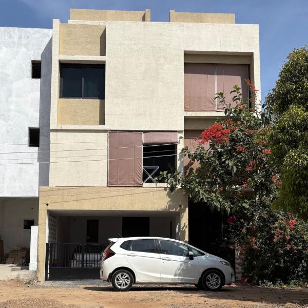 Spacious Villa At Sg Highway Gandhinagar Ahmedabad - Ahmedabad