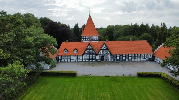 Risinge Herregård Bed & Breakfast - Denmark