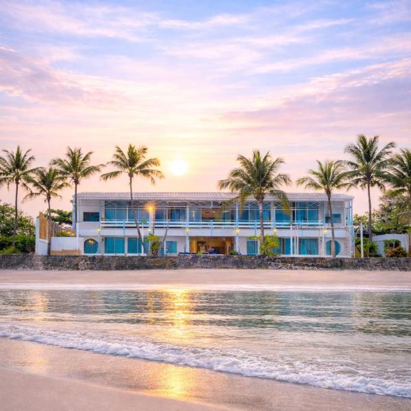 Private Oceanfront Colonial Beach Villa 6bedrooms, Sleeps 28, Hua Hin - Hua Hin