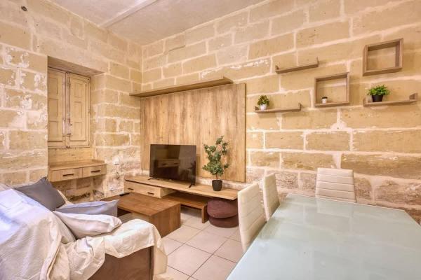 Cosy Home Steps From Marina And Seafront - Malta