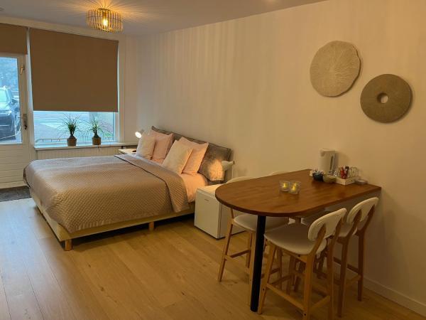 Quarles 80 - Free Parking - Katwijk aan Zee