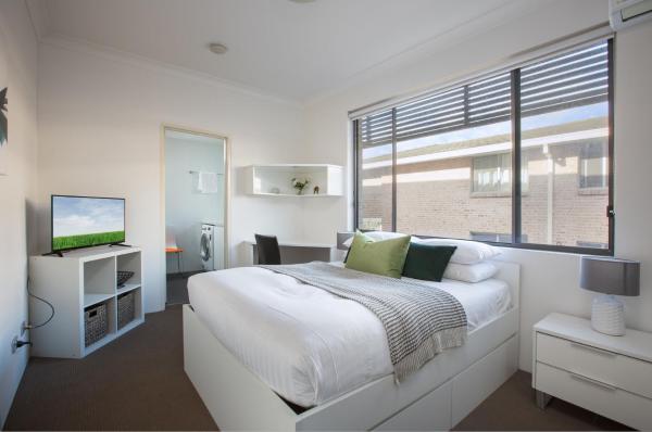 Cosy And Bright Studio Next To Westmead Hospital - Parramatta