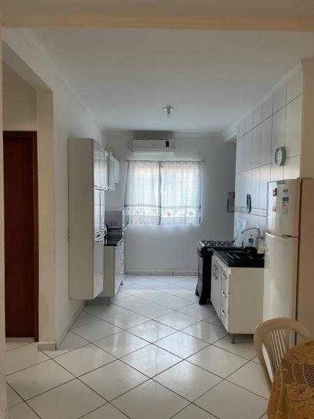 Apartamento De 2 Dormitórios Em Ingleses Sc - Florianópolis