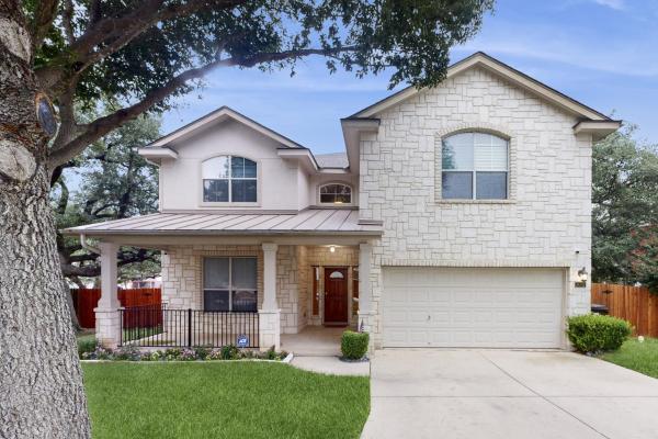 2-story House With Back Patio, Grill, Streaming, Washer/dryer, & 2 Living Areas - Dominion - San Antonio