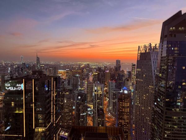 77 Floor Luxury 1br Marina Sea View Balcony - Dubai Marina