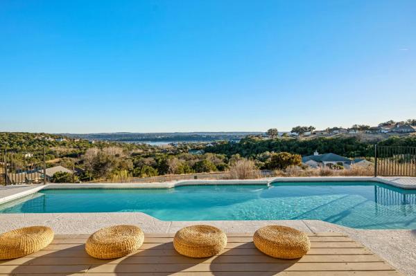 Villino Pace Lake Travis - Pool Hot Tub Firepit - Lago Vista, TX