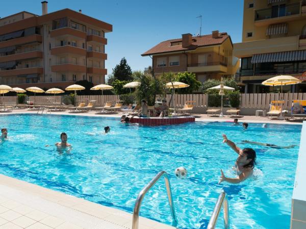 Hotel Caravel B&b - Gabicce Mare