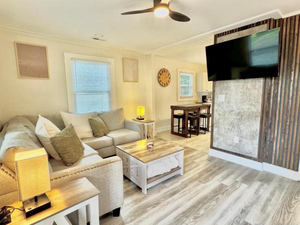 Hpthe Hausbofa Stadiumspectrumbojanglesdogs - Charlotte, NC