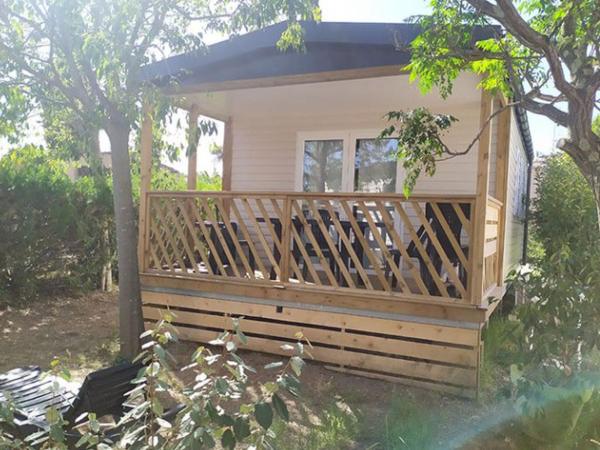 Mobil-home 3 Pièces Avec Terrasse à Laurens - Api-1-52-1150 - Bédarieux