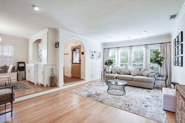 Entire Home Cozy Near Downtown Fast Wifi - SAP Center at San Jose