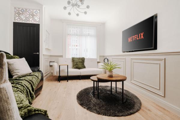 Near Anfield Stadium Private 2-bed Stay - Liverpool