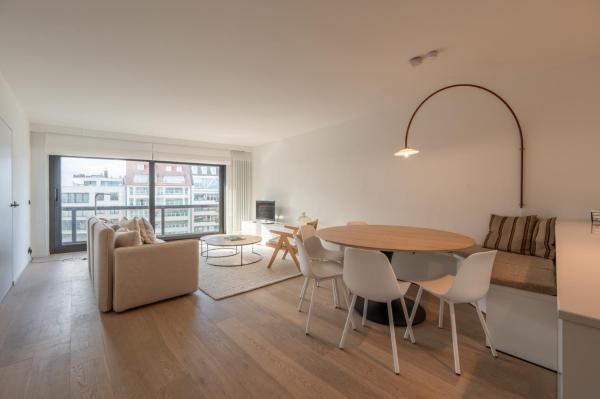 Stunning Sea View Apartment For 4 With Parking - Maldegem