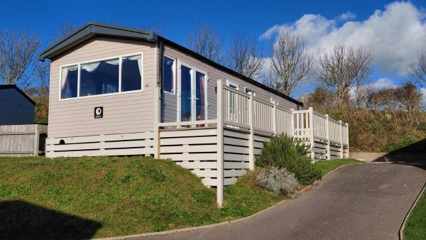Driftwood At Freshwater Beach Holiday Park - Dorset