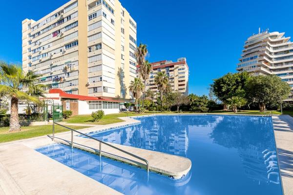Casa De Chris Con Garaje Y Piscina A 9 Min De La Playa - Sea Life Benalmádena