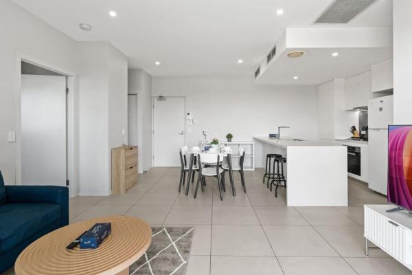 2bedroom Apartment Balcony Close To The City - Springwood