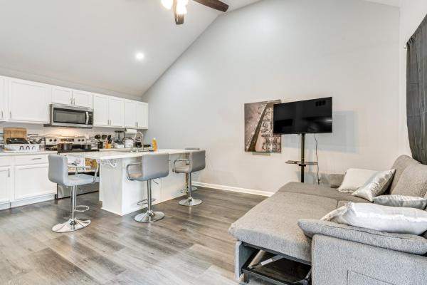 Easy I-85 Access! Quiet Fairburn Extended Stay - 費爾本