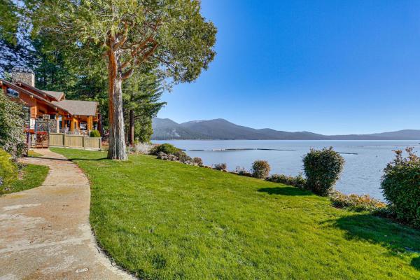 Private Boat Slip & Views: Lake Almanor Getaway! - Chester, California, CA