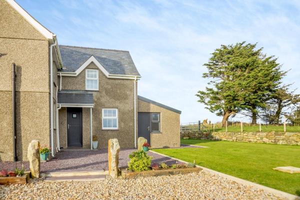 4 Bed In Rhoshirwaun Oc-bow324 - Aberdaron