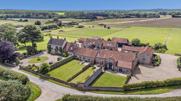 2 Bed In Lower Bodham Oc-t29589 - Sheringham