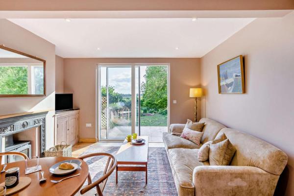 2 Bed In Holbrook Oc-31111 - Ipswich, UK