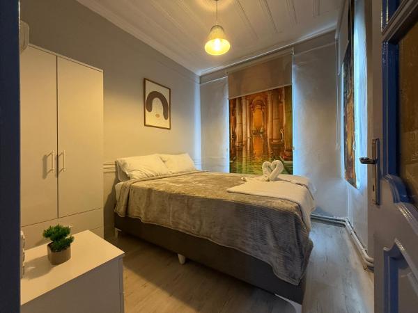 Cozy Yellow Home - Estambul