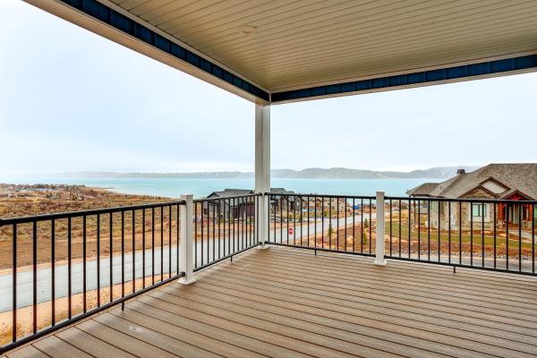 Hot Tub And Rec Room At Massive Bear Lake Home! - Bear Lake