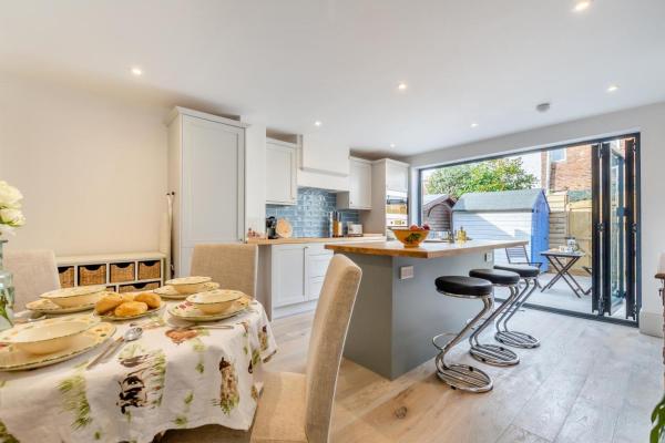 2 Bed In Eastbourne Oc-b30246 - Eastbourne