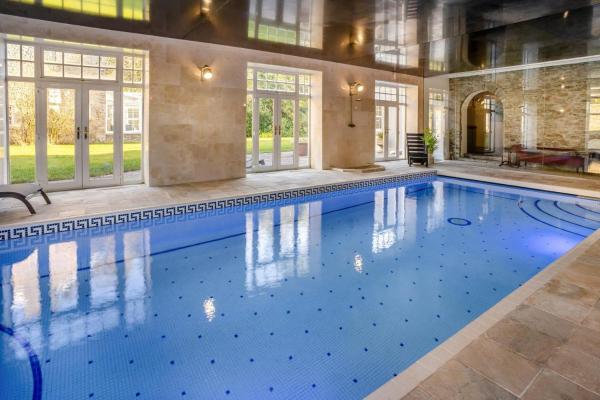 11 Bed In Pontardawe Oc-p30776 - Swansea, UK