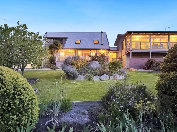 The House Of Silence - Binalong Bay