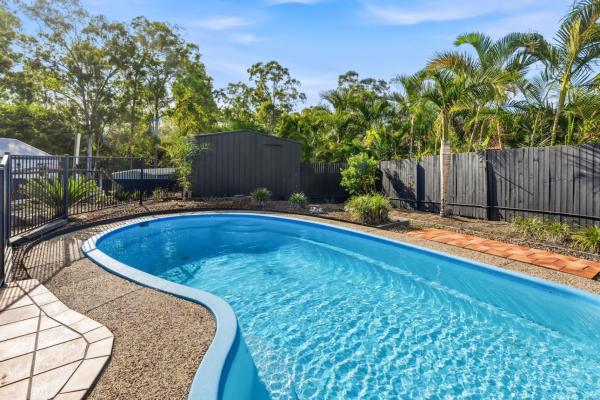 Peaceful 3br Family Home In Rochedale South - Brisbane