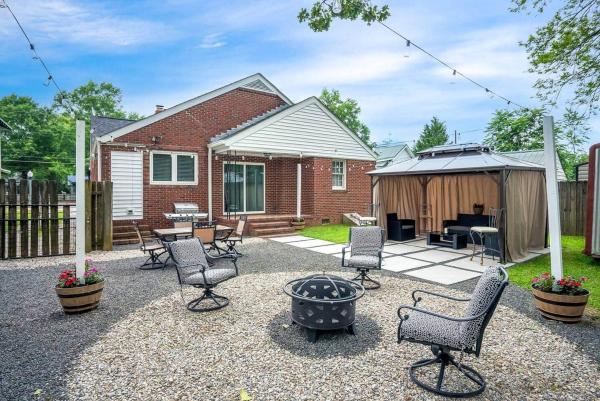Quaint House, King Bed 2min From Down Town - Aiken, SC