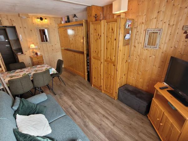Studio Rénové, Pied Des Pistes Avec Balcon Exposé Sud - Aime
