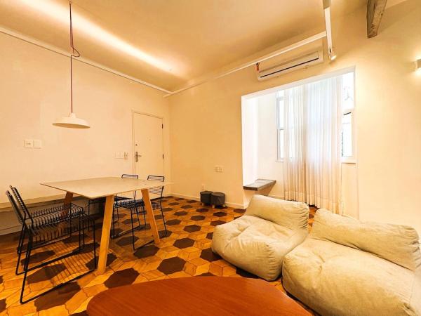 Apartamento Amplo E Iluminado No Melhor De Copa - Rio de Janeiro