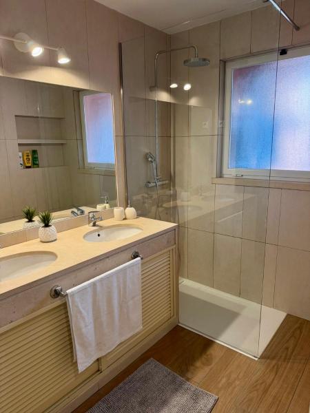 Caparica Golf & Beach Accomodation - Almada