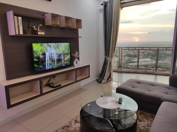 Cozyhaus Stay Sanctuary-netflix-pool- 1 Parking - Taiping