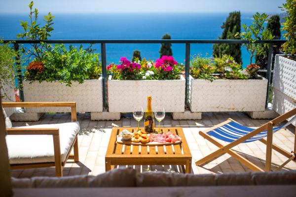 Il Grande Blu - Vista Panoramica Sul Golfo - Ospedaletti