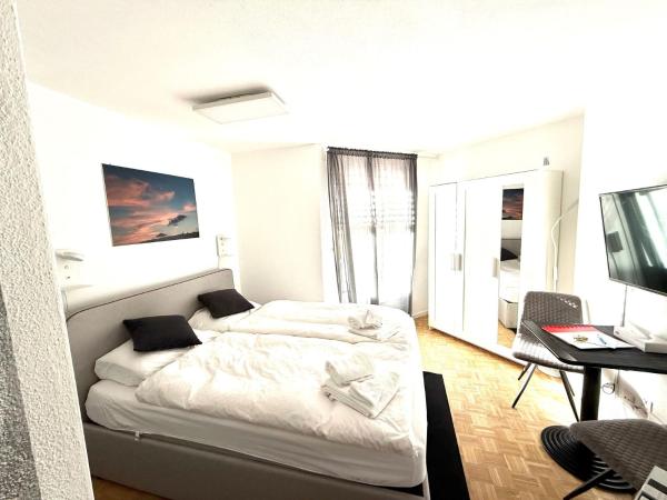 Apartment Studio Im Zentrum- Schwimmbad Und 400m Von Skiliften Entfernt By Interhome - Saint-Moritz
