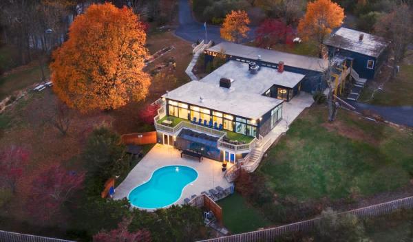 10k Sqft Estate 2 Pools Pond Games Sauna Hot Tub - Silver Lake, Blairstown