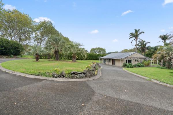 Clay Cottage - Parakai